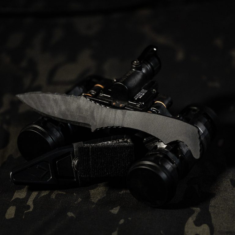 Razorback G-10 Blade | Crush Everything | Non-Metallic EDC Blade